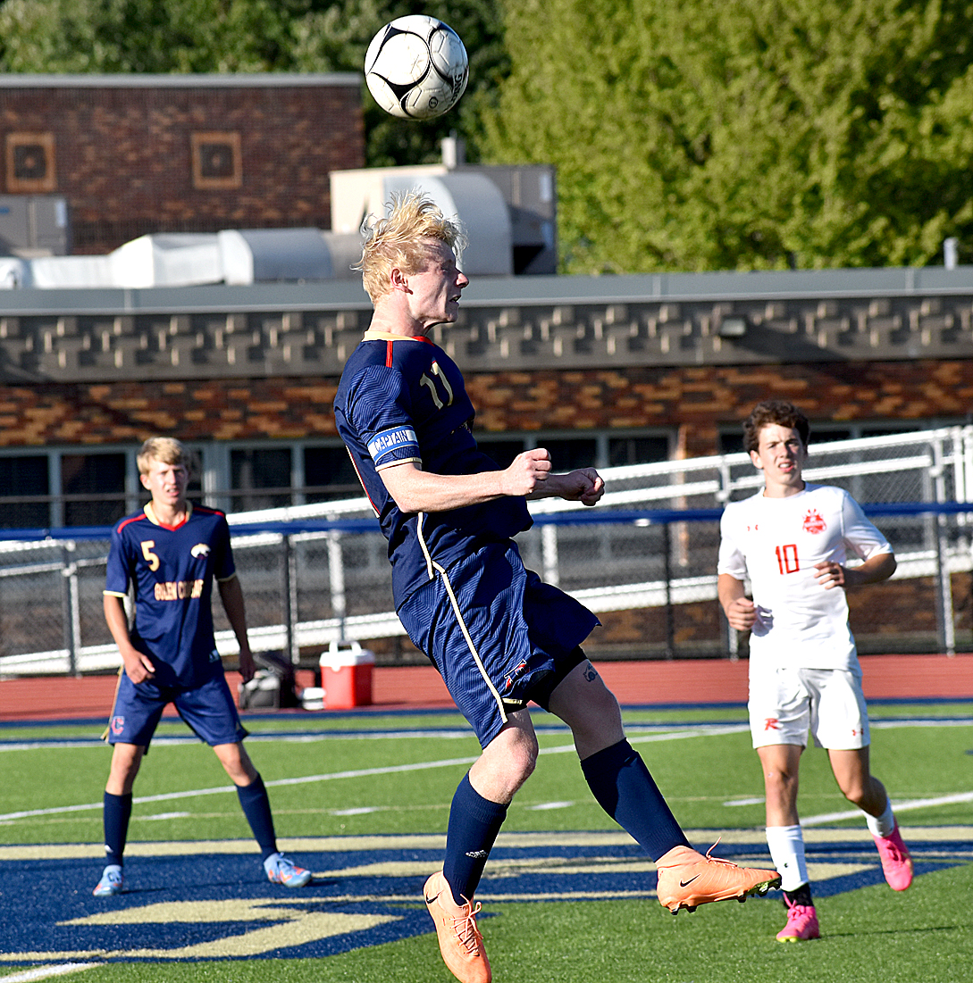 Randolph takes early East Division lead | News, Sports, Jobs - Observer ...